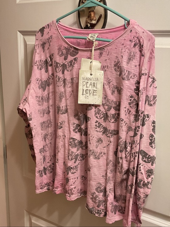 Magnolia Pearl | Tops | Magnolia Pearl Pink Butterfly Print Long Sleeve ...